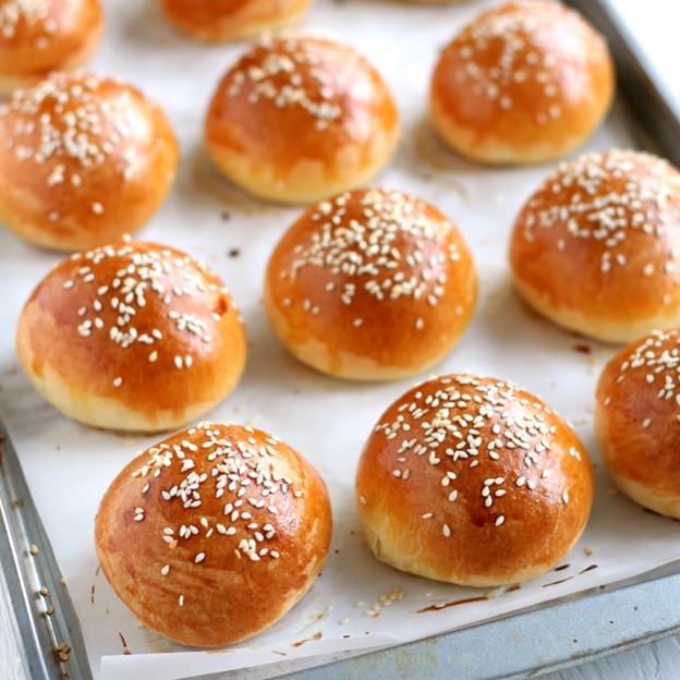 Rezept Brioche Slider Buns Burger Brot » Taste of Travel