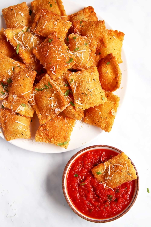 Superbowl Snack: Toasted Ravioli » Taste of Travel